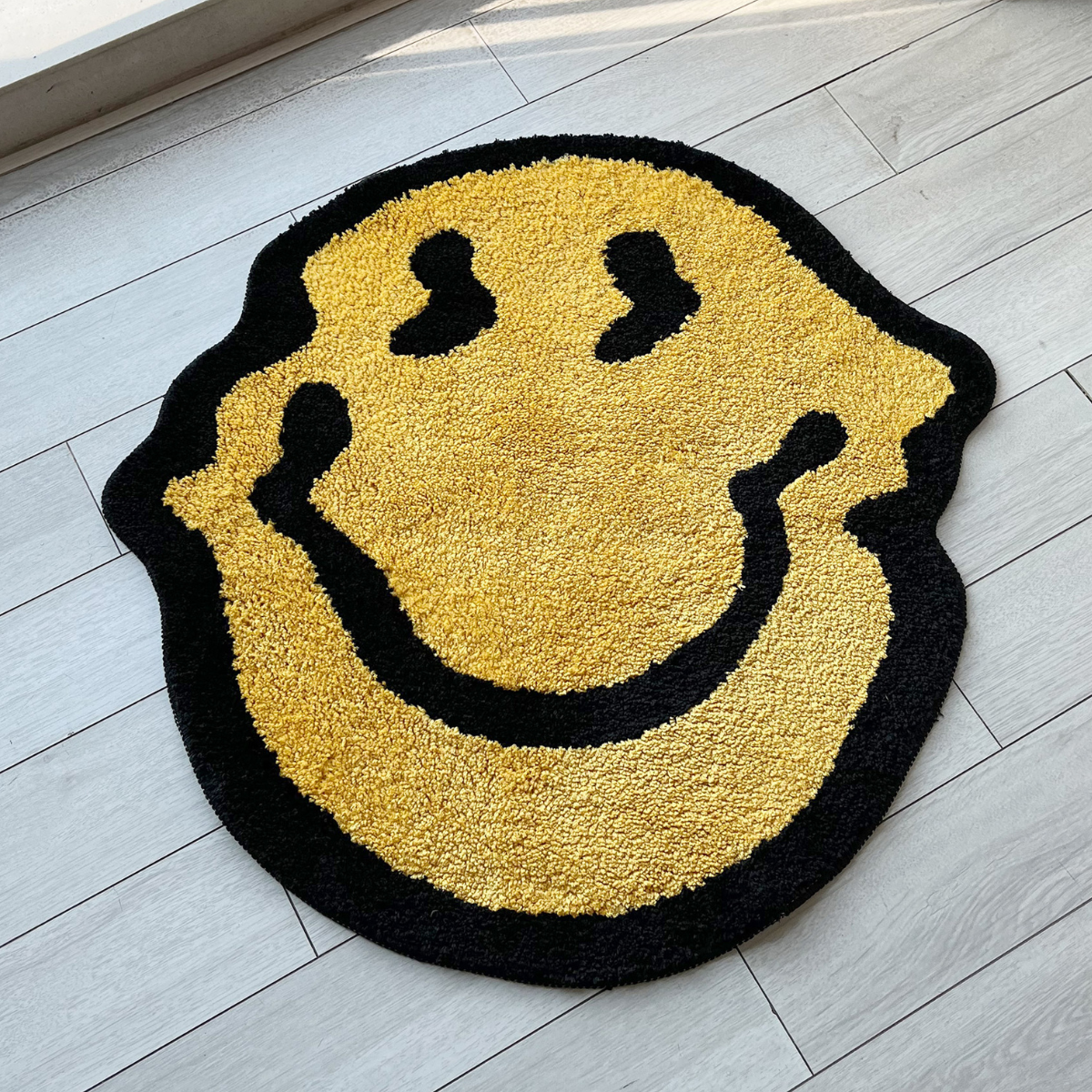 Smiley Face Rug – parkerpine.com